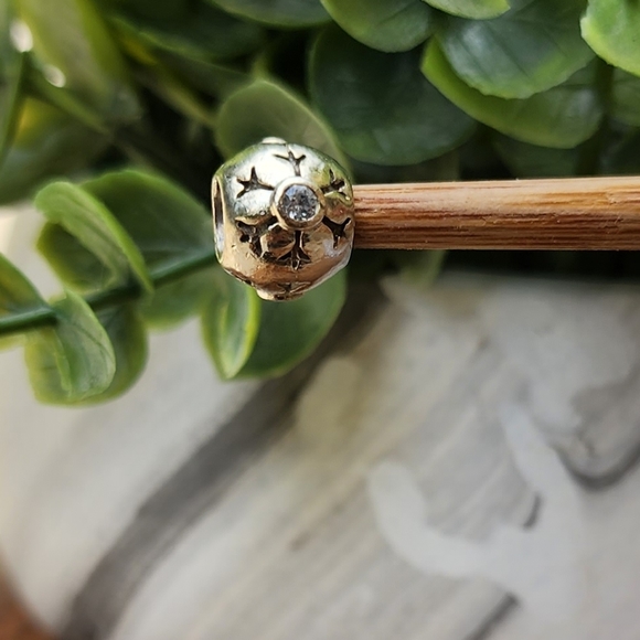 Pandora | Jewelry | Pandora Sterling Silver Snowflake White Cz Charm ...